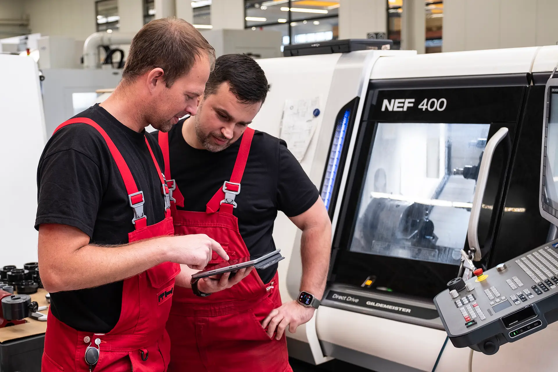 From apprentice to production manager: further training at ITH